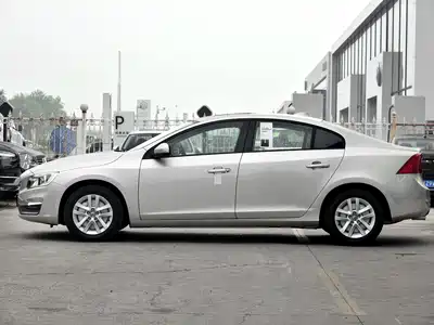 沃尔沃S60 2018款 S60L T3 智行版 沃尔沃 4/7张图片大全_汽车外观图库_耀目沙-汽车之家