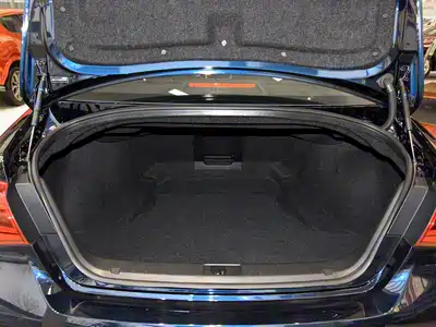 英菲尼迪Q70 2017款 Q70L 2.5L 精英版 英菲尼迪 38/39张图片大全_汽车座椅图库-汽车之家