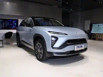 蔚来ES6 2019款 430KM 性能版 蔚来 3/7张图片大全_汽车外观图库_同温层蓝-汽车之家