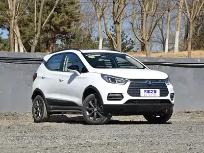 元新能源 2019款 EV360 智联领享型 比亚迪 3/8张图片大全_汽车外观图库-汽车之家