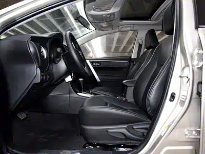 卡罗拉 2017款 改款 1.2T S-CVT GLX-i 丰田 1/30张图片大全_汽车座椅图库-汽车之家