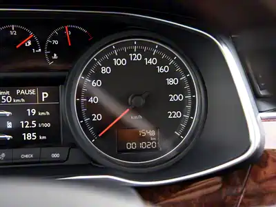 东风A9 2016款 1.8T 旗舰型 东风风神 13/31张图片大全_汽车内饰图库-汽车之家