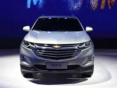 探界者 2017款 550T 自动四驱捍界版 雪佛兰 2/6张图片大全_汽车外观图库_峡谷灰-汽车之家