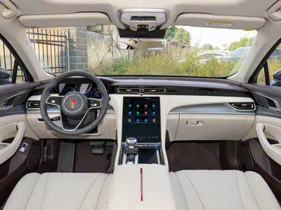 红旗H5 2024款 2.0T 自动智联旗畅版 红旗 1/120张图片大全_汽车内饰图库-汽车之家