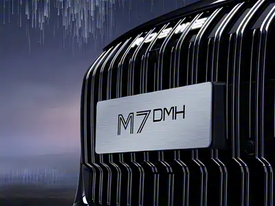 荣威M7 DMH 2025款 160km臻享版 荣威 21/34张图片大全_汽车官图图库-汽车之家