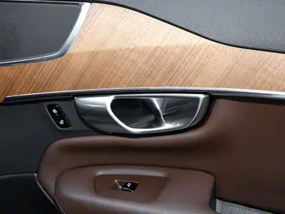 沃尔沃XC90 2024款 B5 智行豪华版 5座 沃尔沃 44/59张图片大全_汽车座椅图库-汽车之家