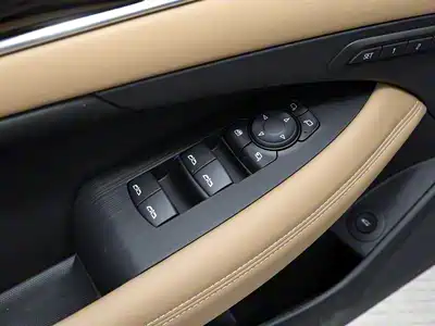 君越 2020款 652T 尊贵型 别克 5/50张图片大全_汽车座椅图库-汽车之家