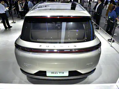 风云T11 2024款 基本型 奇瑞风云 15/16张图片大全_汽车外观图库-汽车之家