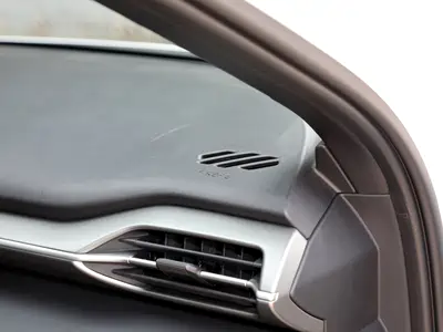 比亚迪e7 2025款 520智惠版 比亚迪 35/37张图片大全_汽车内饰图库-汽车之家