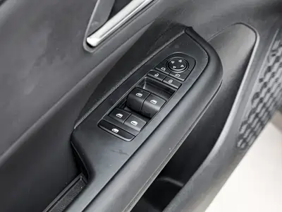 比亚迪e7 2025款 520智惠版 比亚迪 6/37张图片大全_汽车座椅图库-汽车之家