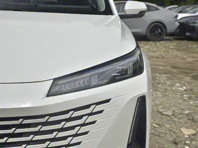 逸达 2023款 蓝鲸NE 1.5T GDI DCT畅享版 长安 19/68张图片大全_汽车细节图库-汽车之家