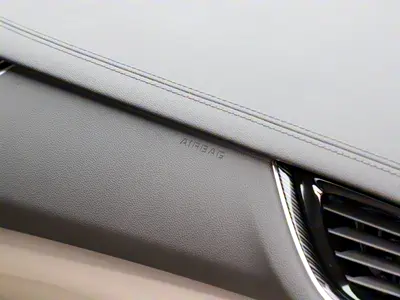 君威 2020款 552T 精英型 别克 32/71张图片大全_汽车内饰图库-汽车之家