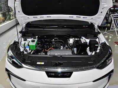 北京EU5 2022款 网约出行版 北京汽车 2/58张图片大全_汽车细节图库-汽车之家