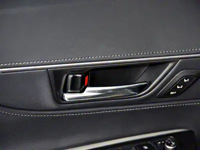 凌放HARRIER 2022款 双擎 2.5L CVT四驱旗舰版 丰田 4/40张图片大全_汽车座椅图库-汽车之家