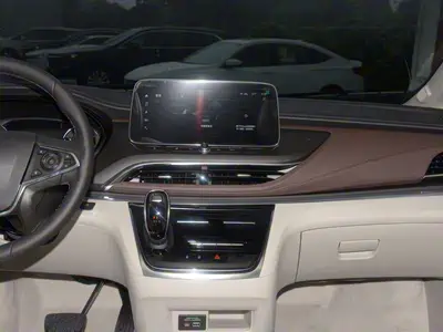 别克GL8 2022款 陆上公务舱 652T 智慧尊贵型 别克 3/42张图片大全_汽车内饰图库-汽车之家