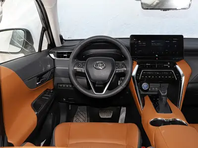 威飒 2022款 双擎 2.5L CVT四驱至尊版 丰田 2/56张图片大全_汽车内饰图库_黑色/棕色-汽车之家