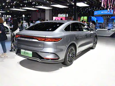 汉 2022款 DM-i 121KM 尊享型 比亚迪 7/163张图片大全_汽车车展图库-汽车之家