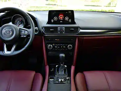 马自达CX-4 2020款 2.5L 自动四驱蓝天无畏版 马自达 3/57张图片大全_汽车内饰图库-汽车之家