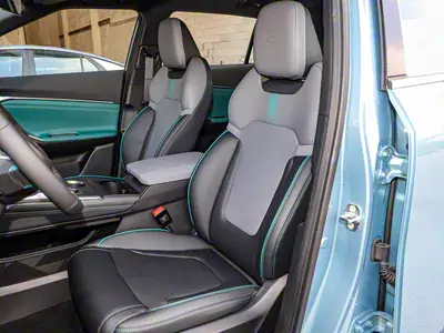 影酷 2022款 2.0ATK 双子星Pro版 广汽传祺 2/49张图片大全_汽车座椅图库-汽车之家