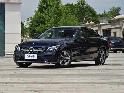 奔驰C级 2020款 改款 C 260 L 运动版 奔驰 1/7张图片大全_汽车外观图库_水硅矾钙石蓝-汽车之家