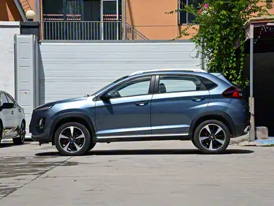 瑞虎3x 2021款 PLUS 1.5L CVT尽兴松子版 奇瑞 4/7张图片大全_汽车外观图库_椰子灰-汽车之家