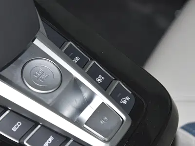 元Pro 2023款 401KM豪华型 比亚迪 40/44张图片大全_汽车内饰图库-汽车之家