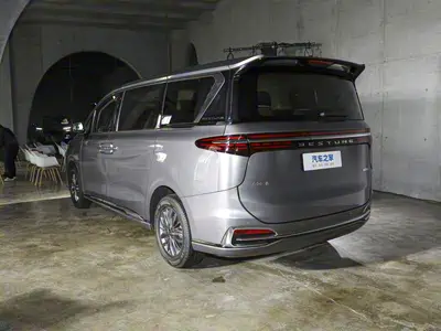 奔腾M9 2023款 2.0T 至尊型 奔腾 5/7张图片大全_汽车外观图库_量子银灰-汽车之家