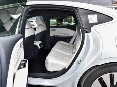 银河E8 2024款 665km 后驱星舰 远航版 吉利银河 66/250张图片大全_汽车座椅图库-汽车之家