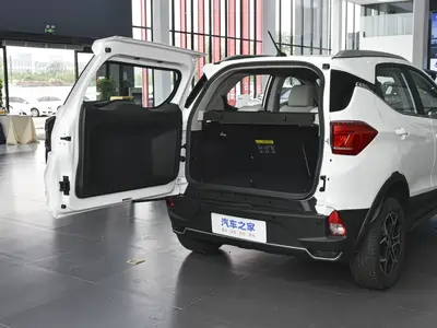 元Pro 2023款 401KM豪华型 比亚迪 37/40张图片大全_汽车座椅图库-汽车之家