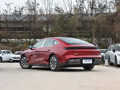 银河E8 2024款 550km 后驱MAX 吉利银河 5/7张图片大全_汽车外观图库_知秋红-汽车之家