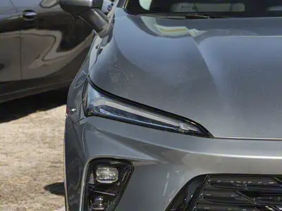 昂科威Plus 2025款 昂科威Plus 28T 四驱白金版 别克 12/226张图片大全_汽车细节图库-汽车之家