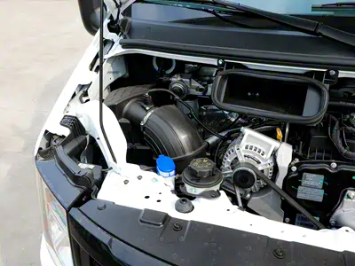 江铃福顺 2025款 2.0T 8AT柴油短轴中顶商运型厢式运输车2/3座 江铃 3/53张图片大全_汽车细节图库-汽车之家