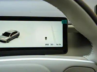 零跑B01 2025款 550舒享版 零跑汽车 19/93张图片大全_汽车内饰图库-汽车之家