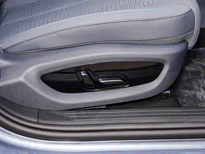 海豹06GT 2025款 605热浪版 比亚迪 19/85张图片大全_汽车座椅图库-汽车之家