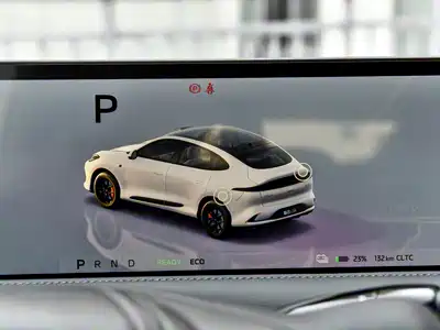 智己LS6 2025款 灵蜥智驾版 智己汽车 27/49张图片大全_汽车内饰图库-汽车之家