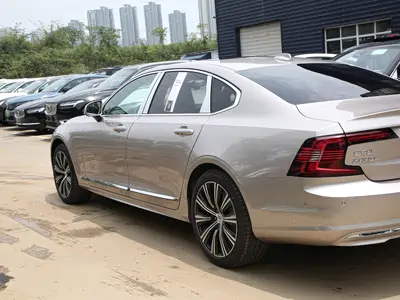 沃尔沃S90 2025款 B5 智雅豪华版 沃尔沃 41/62张图片大全_汽车细节图库-汽车之家