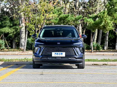 昂科威Plus 2024款 昂科威Plus 28T 两驱尊享版 别克 2/8张图片大全_汽车外观图库_墨玉黑-汽车之家