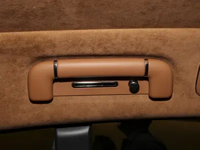 尊界S800 2025款 增程 星辉行政版 4座 尊界 175/249张图片大全_汽车座椅图库-汽车之家