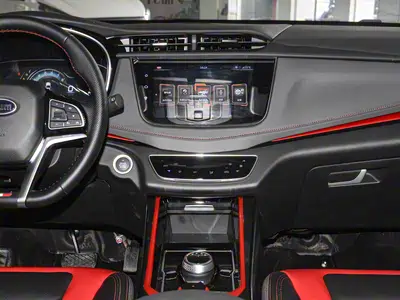 SWM斯威G01FF 2022款 改款 1.5T DCT铂金版 SWM斯威汽车 3/50张图片大全_汽车内饰图库-汽车之家