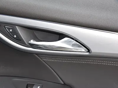 昂科威Plus 2024款 昂科威Plus 28T 两驱尊享版 别克 35/105张图片大全_汽车座椅图库-汽车之家