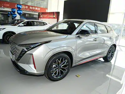 长安欧尚Z6 2023款 蓝鲸 1.5T DCT智酷型 长安欧尚 4/38张图片大全_汽车外观图库-汽车之家