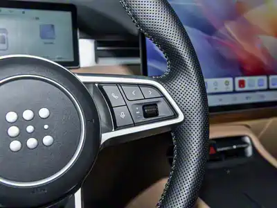 蓝电E5 PLUS 2025款 165km 长续航版 7座 蓝电 6/14张图片大全_汽车内饰图库-汽车之家