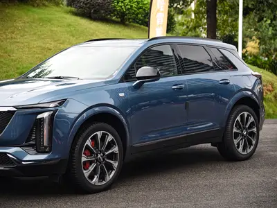 凯迪拉克XT5 2025款 2.0T 铂金型 凯迪拉克 32/249张图片大全_汽车细节图库-汽车之家