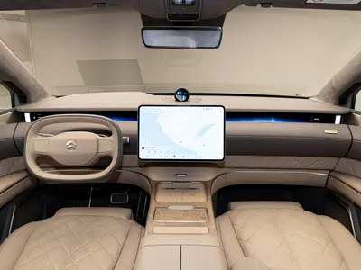 蔚来ET9 2025款 100kWh 首发限量版 蔚来 80/133张图片大全_汽车中控图库-汽车之家