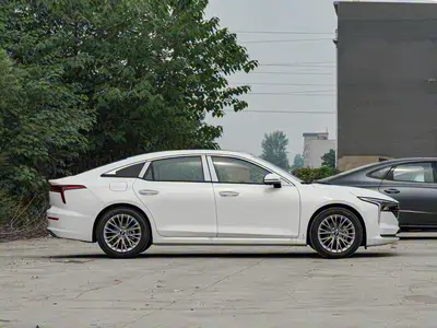 奔腾B70 2025款 龙耀版 1.5T 舒享型 奔腾 16/24张图片大全_汽车外观图库-汽车之家