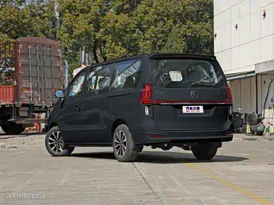 风行M7 2022款 领爵款 2.0T 自动伯爵版 东风风行 5/14张图片大全_汽车外观图库-汽车之家