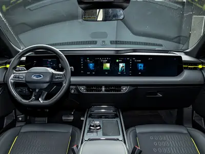 蒙迪欧 2024款 2.0T E-混动运动版 福特 4/50张图片大全_汽车内饰图库-汽车之家