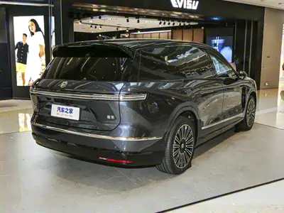 蔚来ES8 2026款 六座行政豪华版 蔚来 121/122张图片大全_汽车外观图库-汽车之家