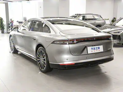 风云A9L 2025款 260伯牙奢享版 奇瑞风云 13/48张图片大全_汽车外观图库-汽车之家