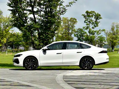 速腾 2026款 L 300TSI DSG 豪华型 大众 12/16张图片大全_汽车外观图库_极地白-汽车之家